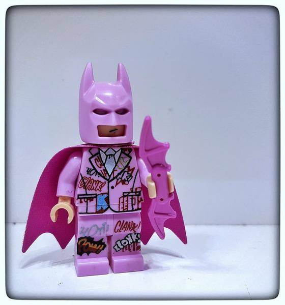 HeroBloks - Grafitti Batman - Brick Sanity