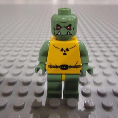 HeroBloks - Radioactive Man - DC Isaac 2005