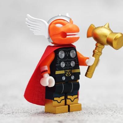 HeroBloks - Beta Ray Bill - Crystal Minifigs