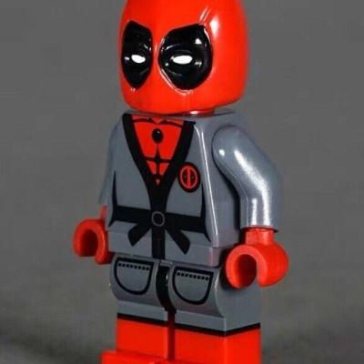HeroBloks - Deadpool (bathrobe) - Max Brick