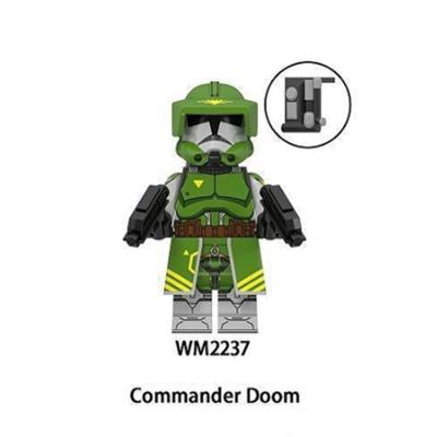 HeroBloks - Commander Doom - World Minifigures - WM2237