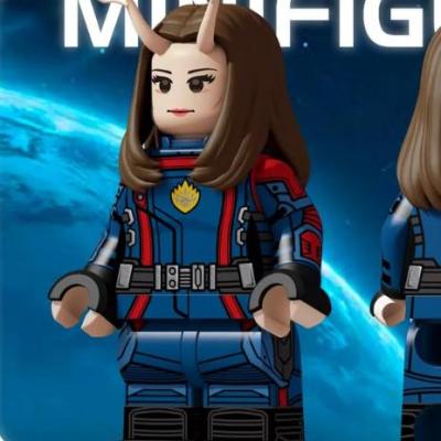 HeroBloks - Mantis (Vol. 3) - Jin Custom X Galaxy Minifigure