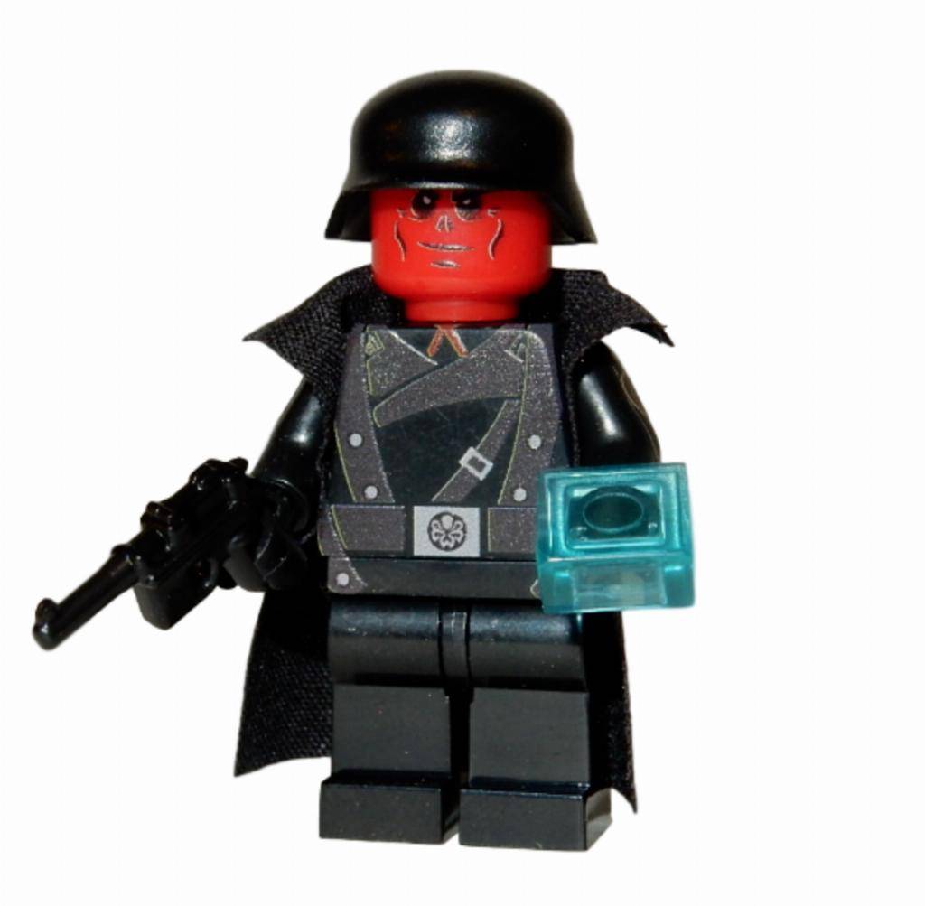 HeroBloks - Red Skull (WWII) - Atomic Brick Toys